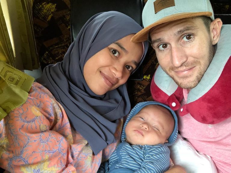 Kecomelan Wajah ‘Mixed Baby’ Anak Mat Dan Jadi Buah Mulut Netizen ...