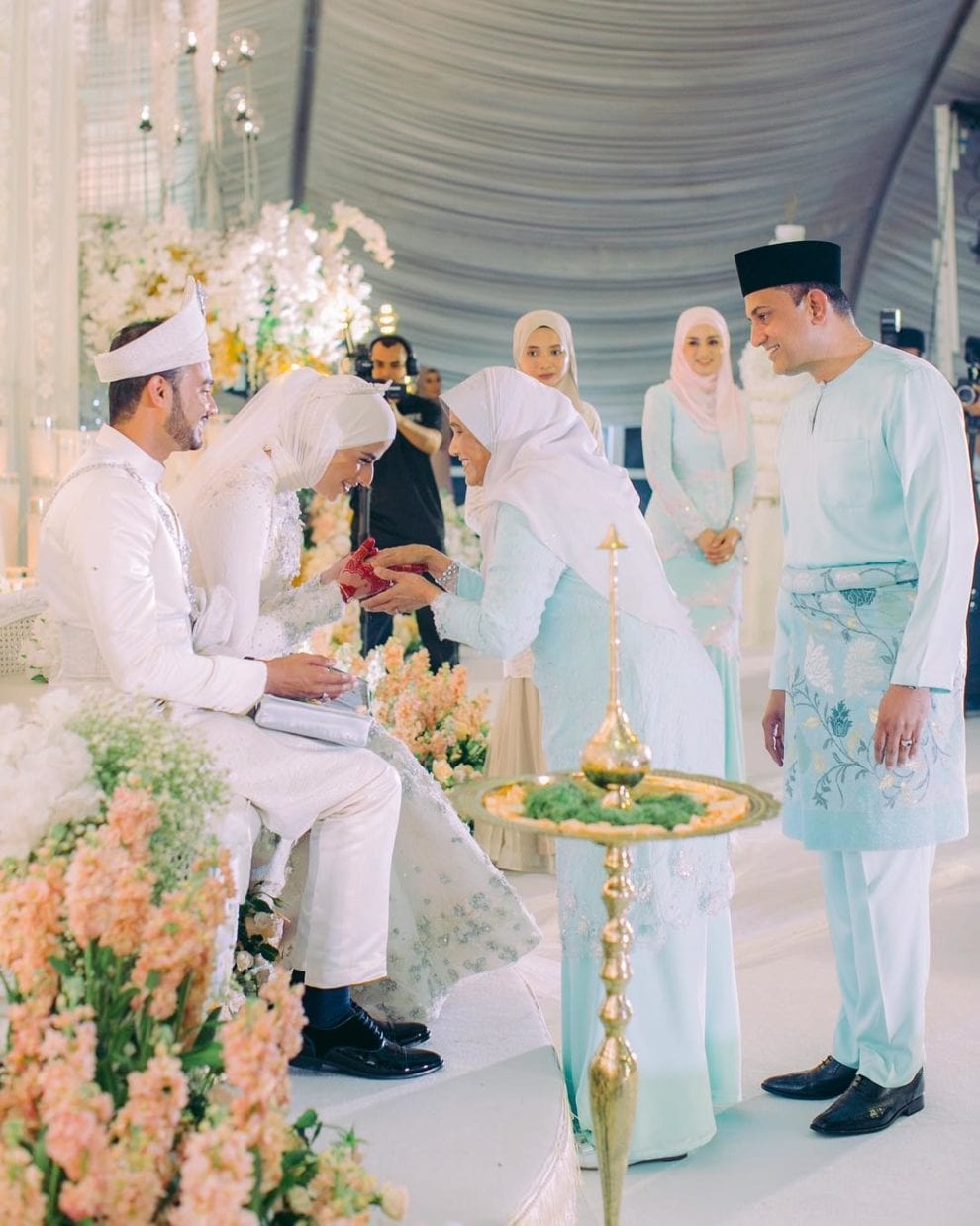 [FOTO] Majlis Perkahwinan Anak Tauke Gudang Jakel Tekstil Penuh Prestij ...