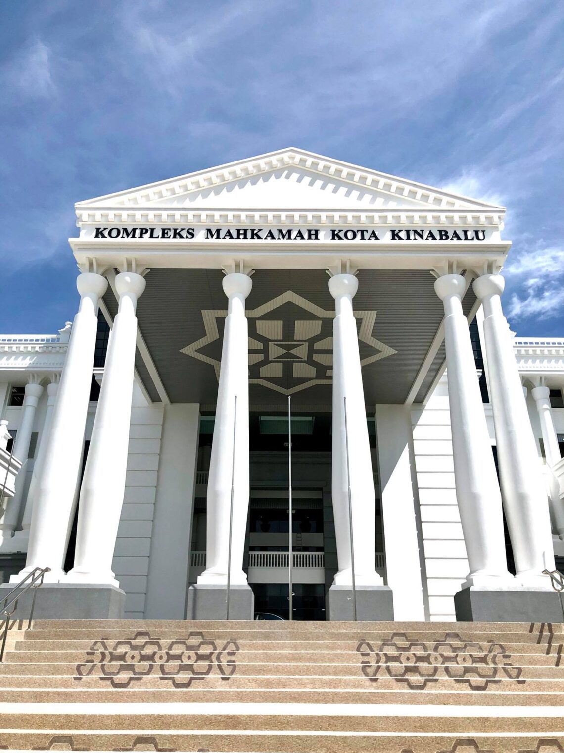 Datuk Ram Singh Mewakili 1 Daripada 5 Tertuduh Dalam Prosiding Zara ...